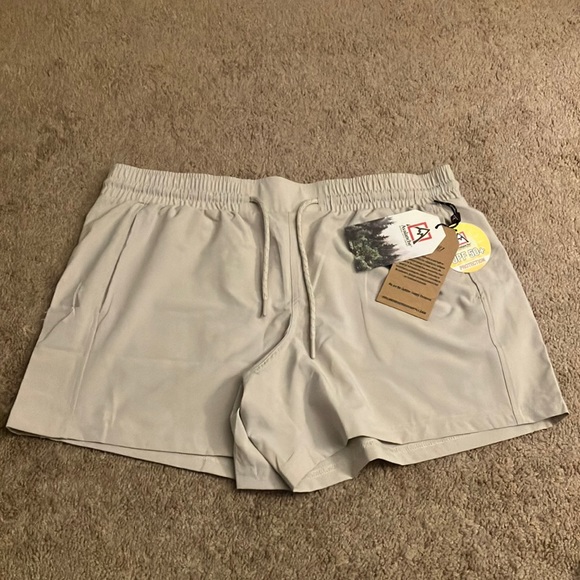 Avalanche | Shorts | Beige Drawstring Shorts With Side Pockets Spf 5 ...